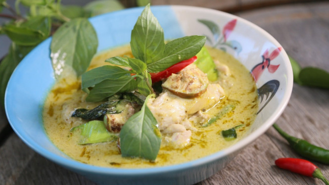Resep Green Curry Cumi Ala Thailand yang Segar dan Gurih