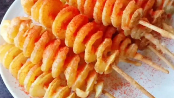 Resep Kentang Spiral Viral yang Lagi Hits di Street Food!