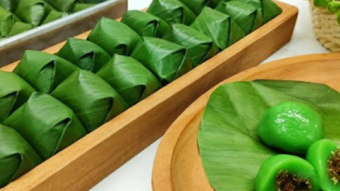 Resep Kue Bugis Ketan Hitam Aroma Daun Pisang Khas