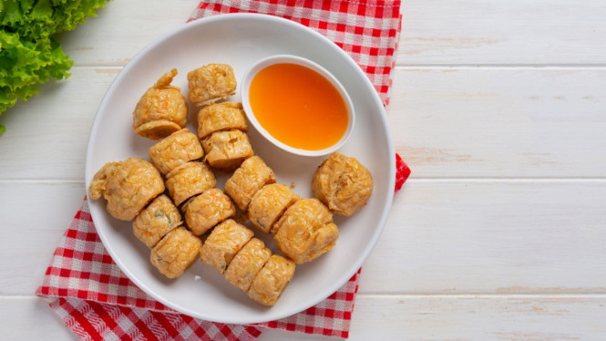 Resep Egg Chicken Roll Homemade Ala HokBen