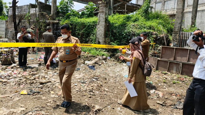 TPS Ilegal Waru Jaya Disegel, Camat Parung Turun Langsung Tindak Aduan ...