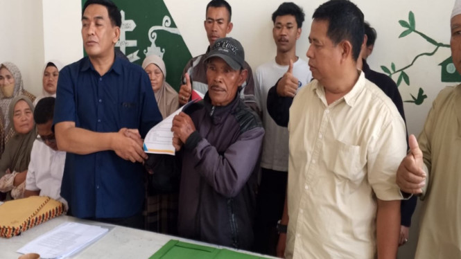 Penolakan BTS Tak Digubris Pemdes, Warga Citeko Ngadu ke AMBS
