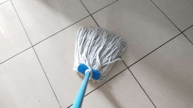 Lantai Kusam Jadi Mengkilap? Ini Cara Rahasia Sederhana Tanpa Bahan ...