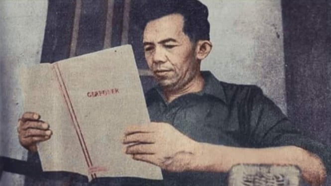 Biografi Tan Malaka Perjalanan Hidup Pahlawan Nasional dengan Pemikiran ...