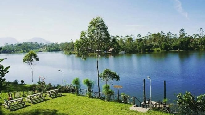 Tempat Wisata Situ Cileunca Pangalengan, Danau Buatan yang Bikin Adem!
