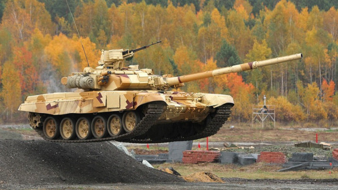 Tank T-90 Rusia Terbukti Tangguh, Satu Unit Bisa Hancurkan Kamp Militer ...