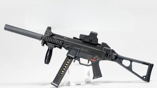 Submachine Gun UMP45 Heckler Koch Berbahan Polimer 75 Persen untuk ...