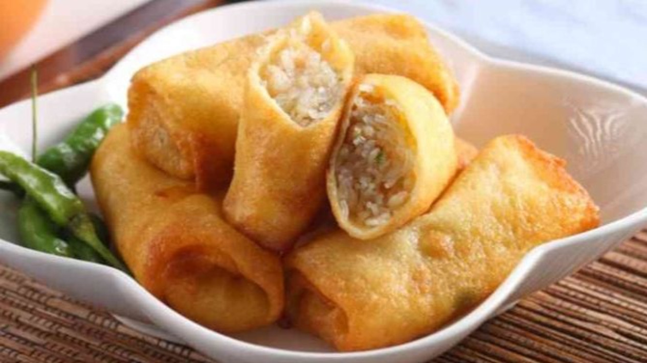 Foto Lembut, Anti Robek, dan Lezat, Cara Mudah Membuat Risol Kampung ...