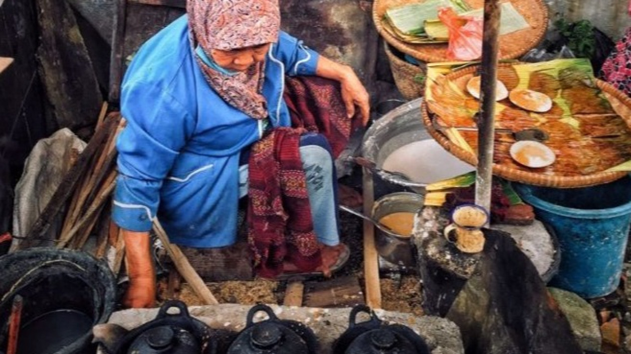 Foto Rekomendasi 3 Kuliner Langka di Pasar Cihapit Bandung yang Jarang ...