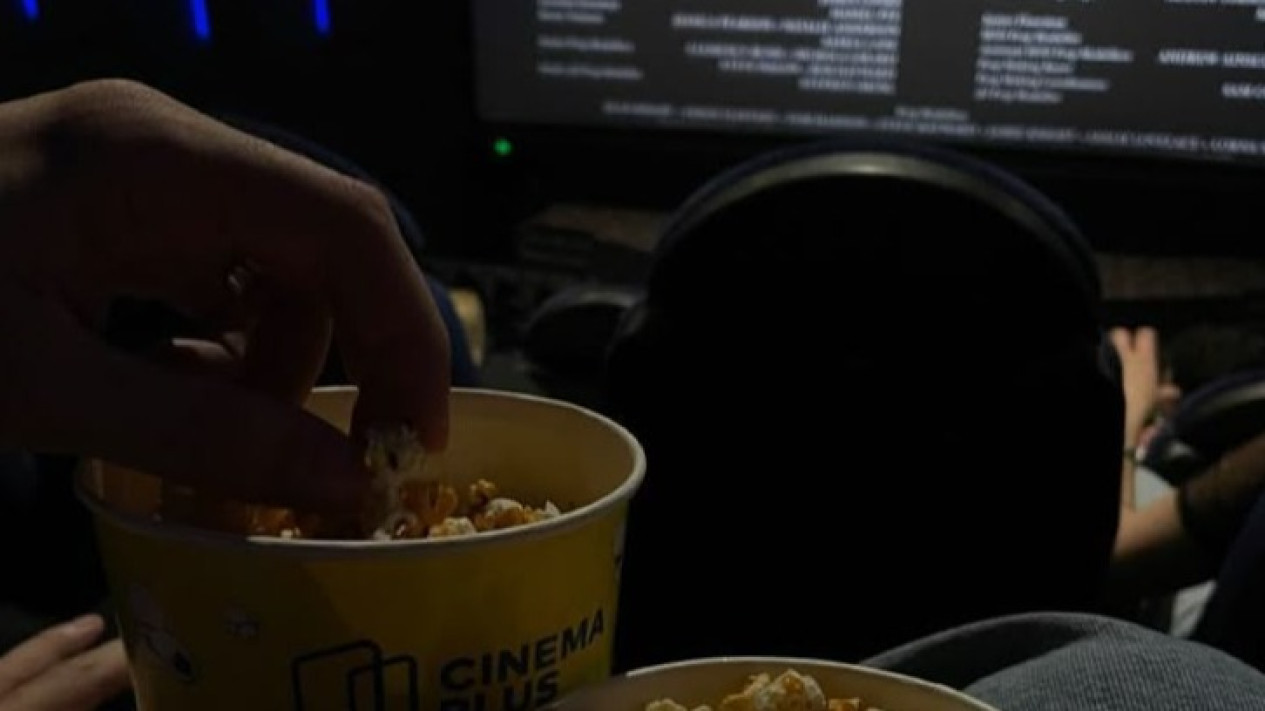 Foto Kenapa Popcorn? Bukan Keripik atau Permen?, Ini Fakta Gila di Balik Bisnis Bioskop | Halaman 2
