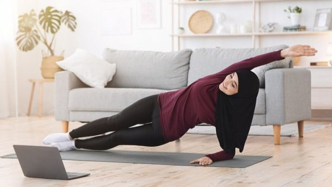 5 Rekomendasi Matras Yoga Berkualitas untuk Latihan Nyaman di Rumah