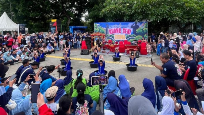 Ruang Seni Siswa Warnai CFD Jakarta, Aksi Kreatif Pelajar Curi Perhatian