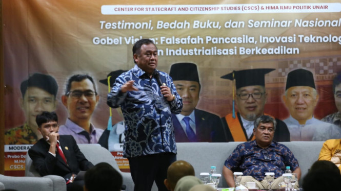 Rachmat Gobel di Unair: Waspada Dampak Teknologi hingga Tantangan ...