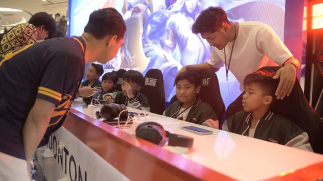 Turnamen MLBB Goes to School 2025 di Surabaya : Selaraskan eSport ...