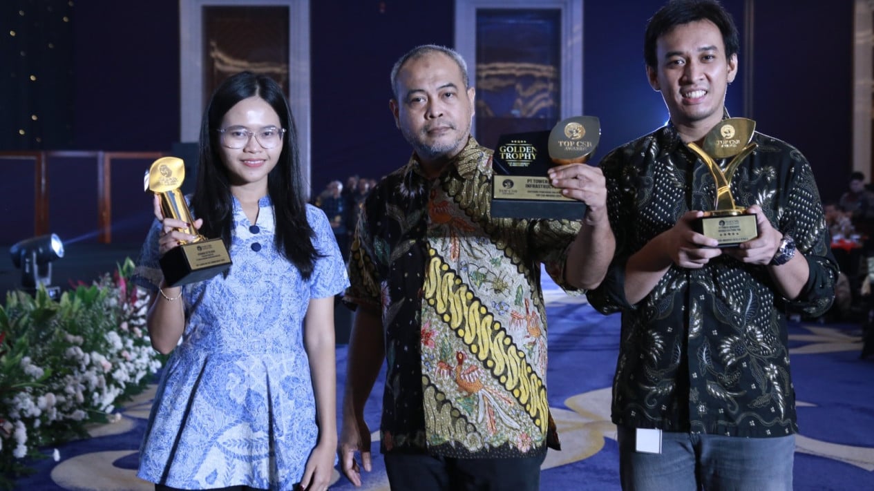 Foto Dari 218 Perusahaan, TBIG Berhasil Masuk 9 Besar Peraih 5 Star Golden Trophy di Top CSR ...