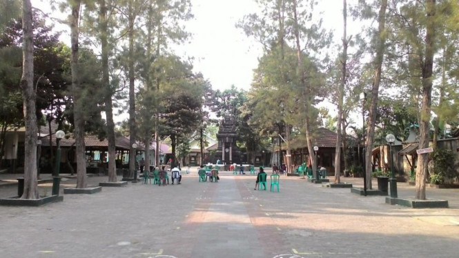 Candi Hati Kudus Ganjuran, Ziarah Katolik Bernuansa Jawa Kuno yang ...