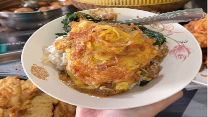 Pecel Legendaris Jogja yang Bikin Lupa Diet: Pecel Bu Ramelan Sensasi ...