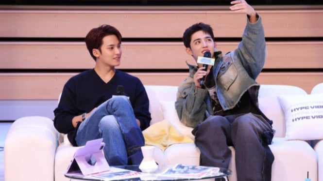 SCOUPS dan MINGYU Seventeen Bakar Semangat di Fan Party VIBE ALIVE ...