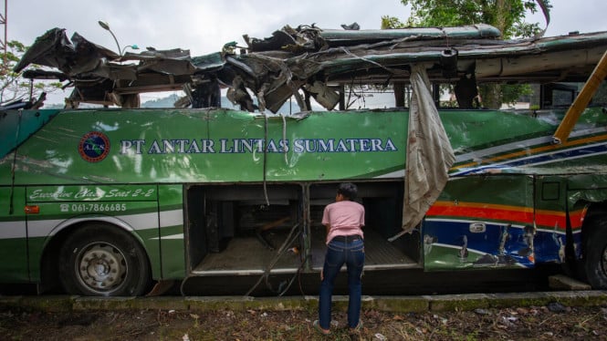 12 Jenazah Korban Kecelakaan Bus ALS di Padang Panjang Teridentifikasi