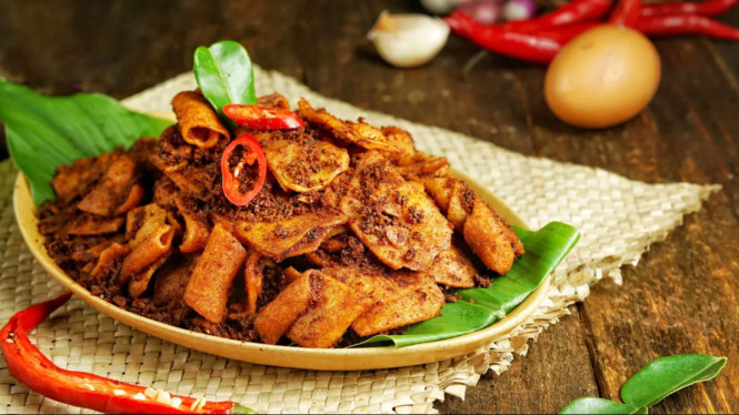 Rendang Talua, Sensasi 'Kriuk' Telur Berbumbu Rempah Kini Jadi Incaran ...