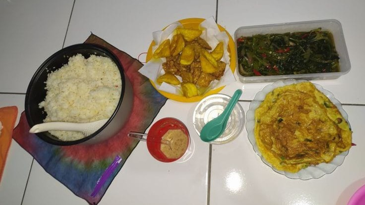 Foto Cuma Rp20 Ribu! Menu Hemat dan Lezat ala Anak Kos Ini Bikin Perut ...