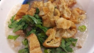 Resep Bubur Ayam Cina, Rasanya Beda dari yang Lain!
