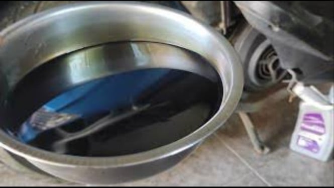 Oli Bekas Jangan Dibuang, Campur dengan Shampo dan Soda Kue Manfaatnya ...