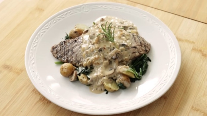 Tips Rahasia Membuat Steak Daging Saus Jamur Ala Restoran Tanpa ...