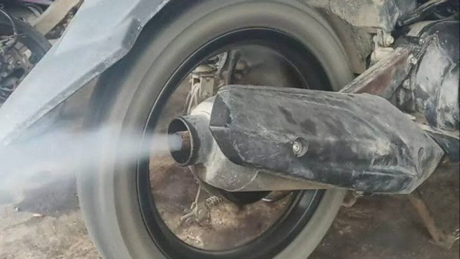 Tak Perlu Bongkar Mesin, Begini Trik Mengatasi Knalpot Motor Matic ...