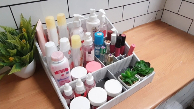 DIY Tempat Make Up dari Kardus Bekas: Murah, Rapi, dan Ramah Lingkungan!