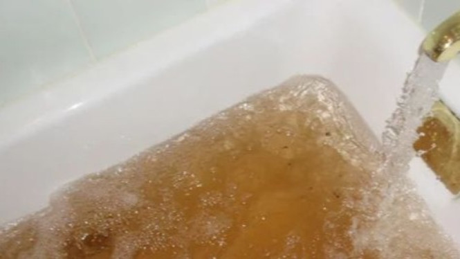 Langsung Bening! Tips Sederhana Bikin Filter Air Keruh Sendiri
