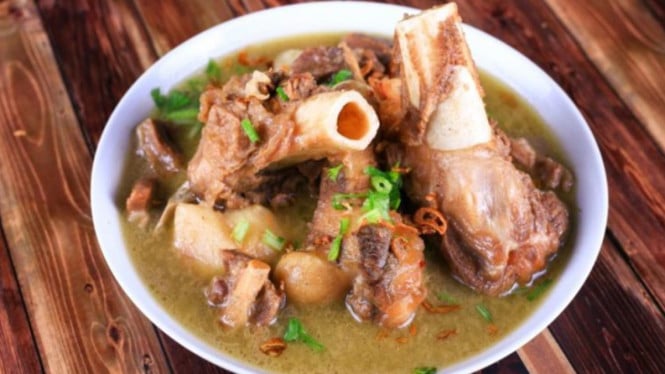 Rahasia Membuat Sup Tulang Kambing yang Lezat Tanpa Bau Prengus, Wajib ...