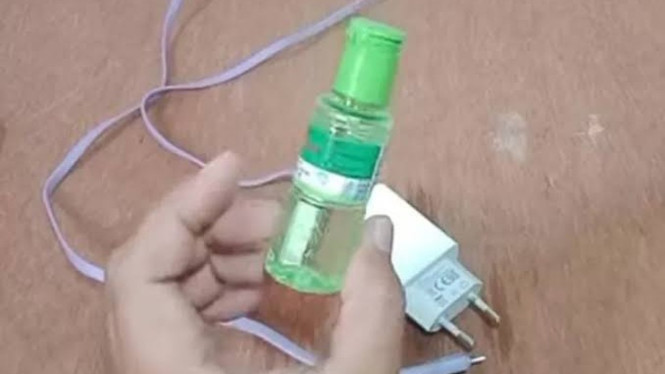 Cara Mengatasi Charger HP tidak Mengisi Daya, Cukup Modal Minyak Kayu Putih