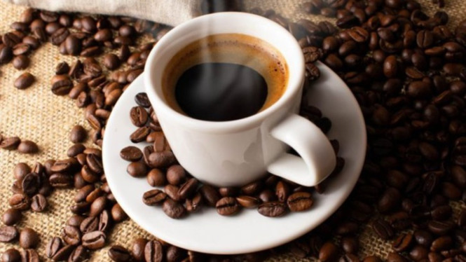 Tips Membuat Kopi Hitam tanpa Ampas, Mudah Banget dan Rasanya Jadi Enak!