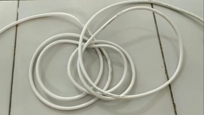Anti Kusut dan Berantakan! Ini 2 Jurus Ampuh Merapikan Kabel di Rumah!