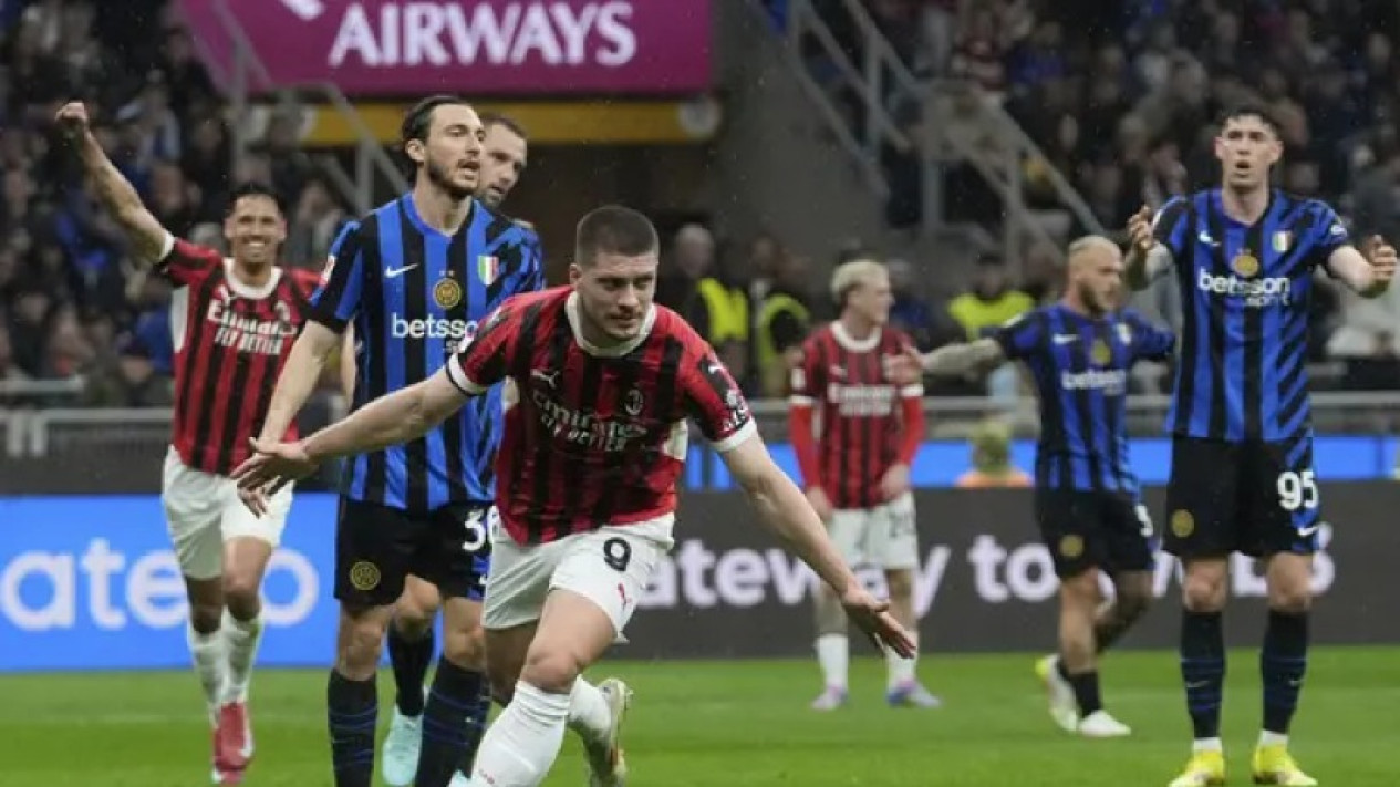 Foto AC Milan Bungkkus Inter 3-0! Gagalkan Impian Treble Winner, Tembus ...