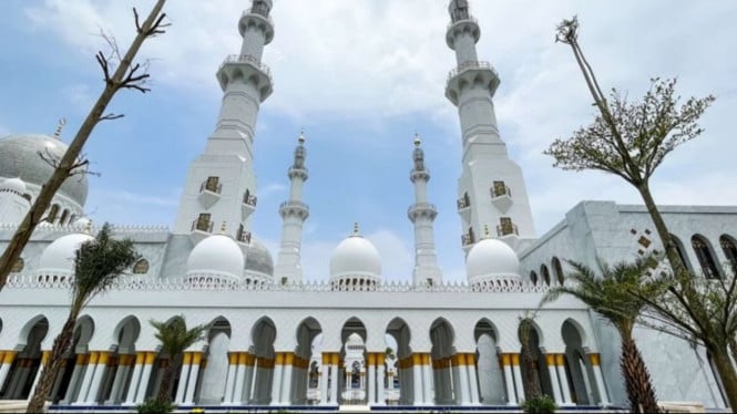 Pesona Baru Kota Solo: Keindahan Masjid Syekh Zayed yang Mengagumkan!