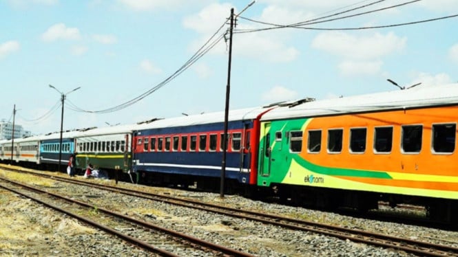 HUT ke-80 KAI, Parade Livery Kereta Sejak Era DKA hingga Zaman Now akan ...
