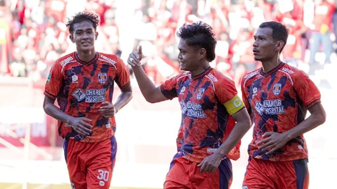 Promosi ke Championship, Kendal Tornado FC Kini Punya Trio Striker Eks ...