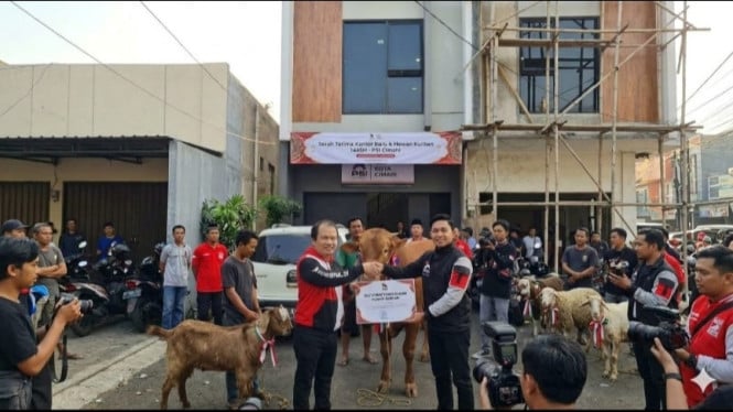 Asyik, PSI Cimahi Dapat Kantor Baru, Waketum Endang Tirtana Salurkan ...