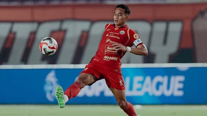 Persija Dirugikan Wasit? Rizky Ridho Buka Suara Usai Drama 2 Kartu ...