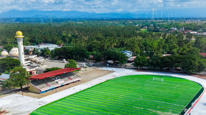 Wujud Hasil Revitalisasi Stadion Mini Turatea Jeneponto, Kini Masuk ...