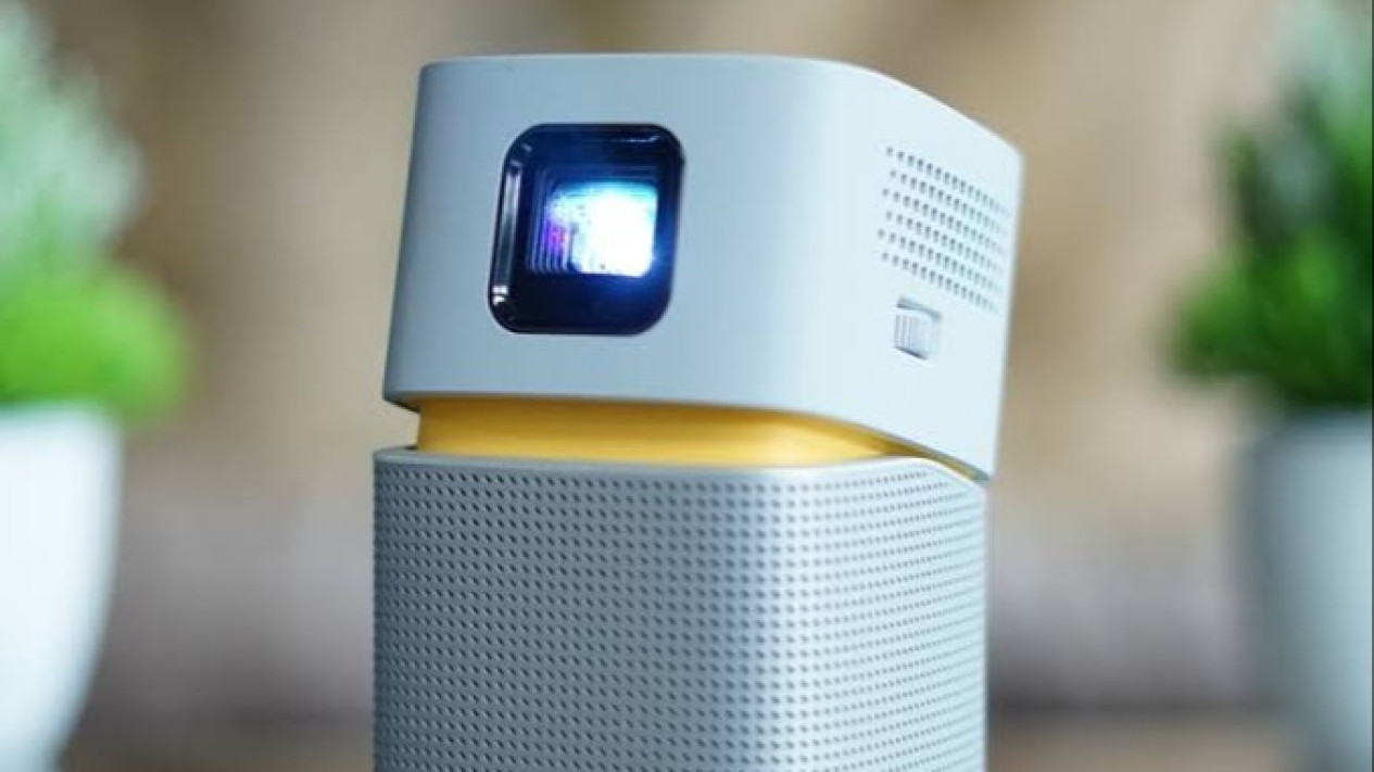 Foto 5 Proyektor Mini Terbaik 2025: Home Cinema Mungil Bikin Nonton ...