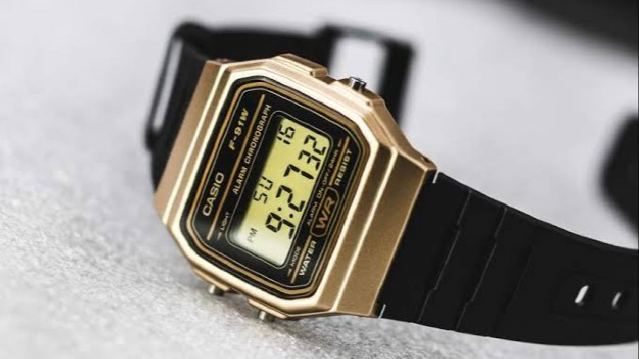 Foto 5 Rekomendasi Jam Tangan Casio Murah Terbaik 2025, Kualitas ...