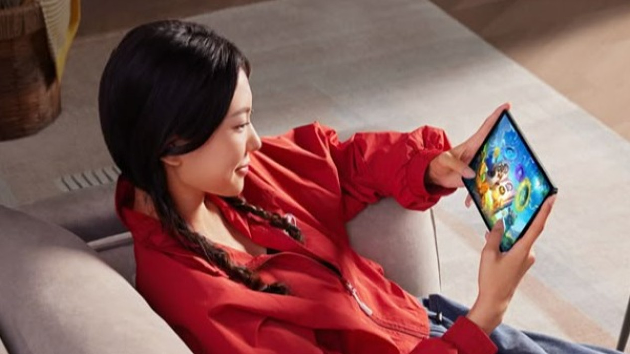 Foto Perbandingan Harga Tablet SIM Card Murah vs Mid-Range 2026, Mana ...