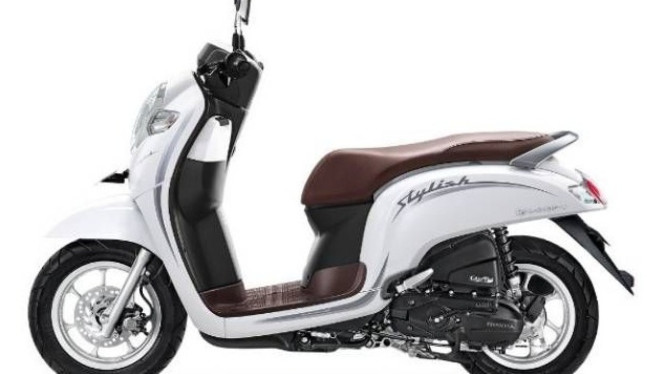 Honda Scoopy 2025 Punya 4 Varian, Mana yang Cocok Buat Kebutuhan Kamu?