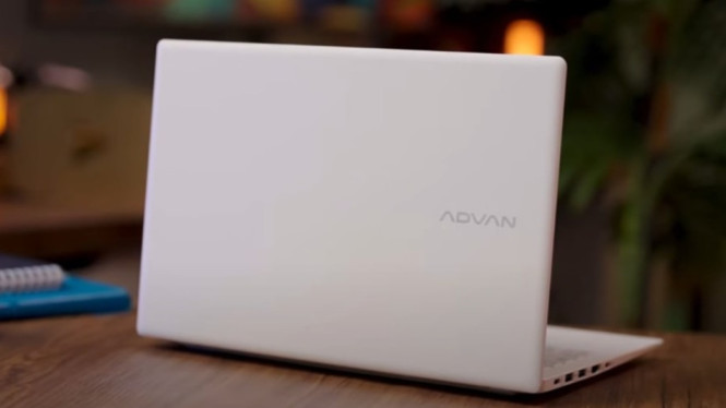 Laptop Advan Soulmate X Desain Premium Putih Minimalis Harga Cuma Rp2 Jutaan