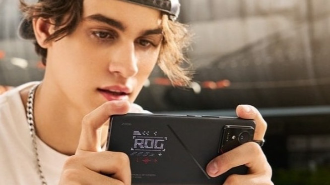 HP Gaming Sultan ASUS ROG Phone 9 Pro RAM 24 GB Siap Hajar Semua Game Berat