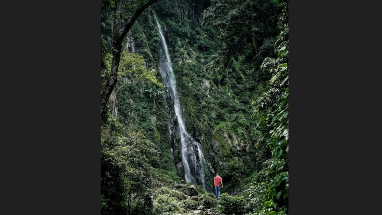 Foto Pesona Curug Benowo: Keindahan Alam di Lereng Gunung Ungaran
