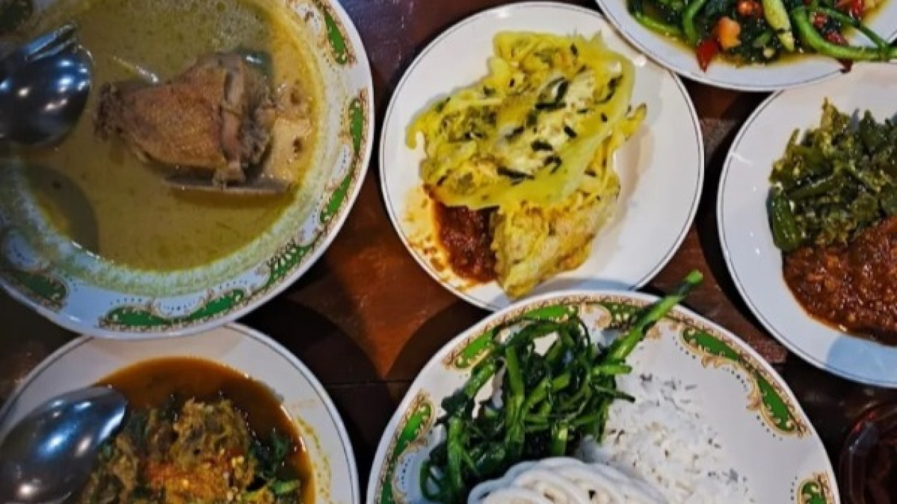 Foto Opor Entok Pak Zen Wonosobo: Resep Warisan Legendaris yang Bikin ...